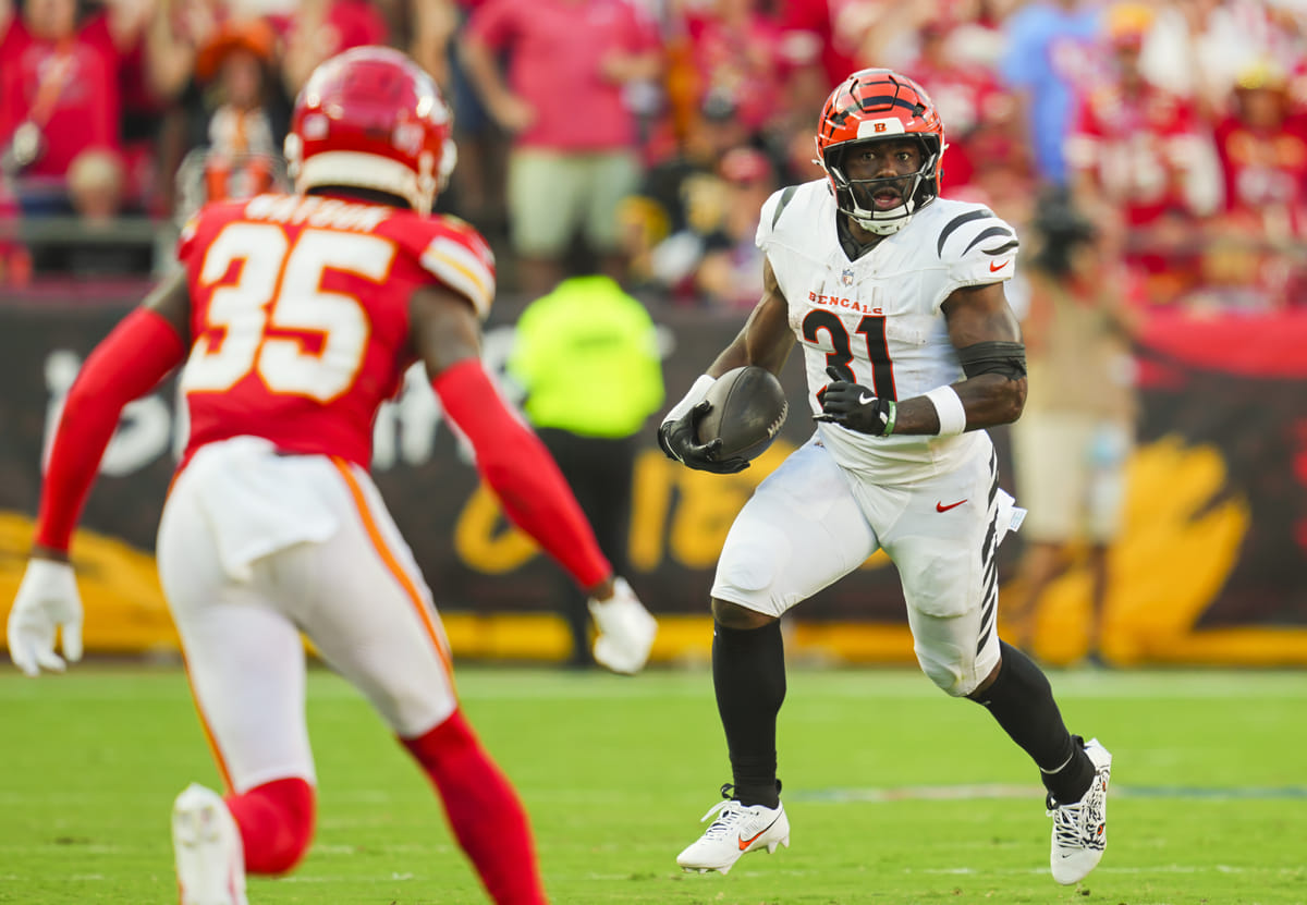 Zack Moss or Brian Robinson Jr.: Fantasy Football Start 'Em Sit 'Em ...