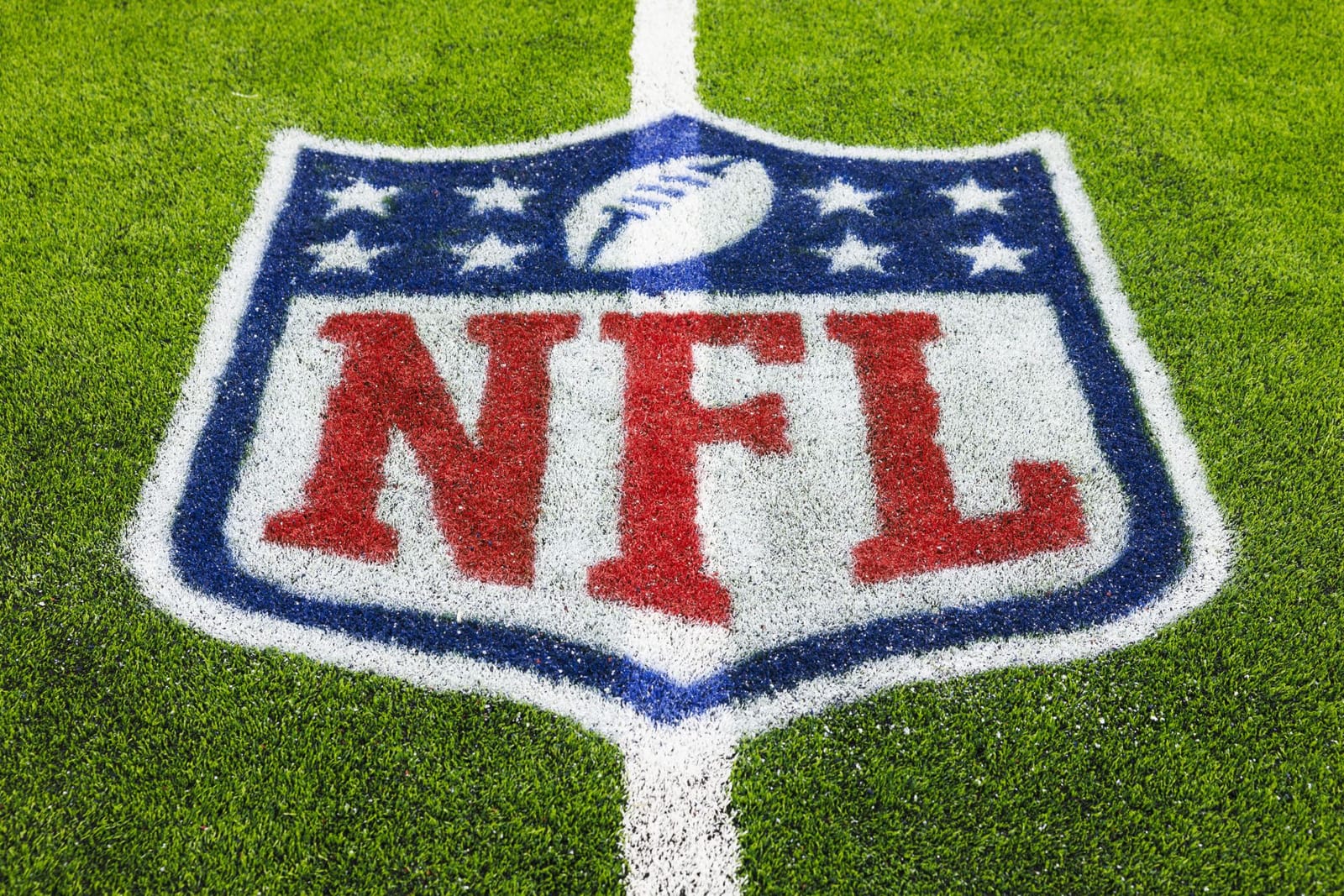 Can you play fantasy football with an odd number of teams? Format ...