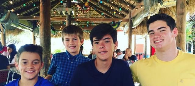 Who are Alex Ojeda’s brothers?