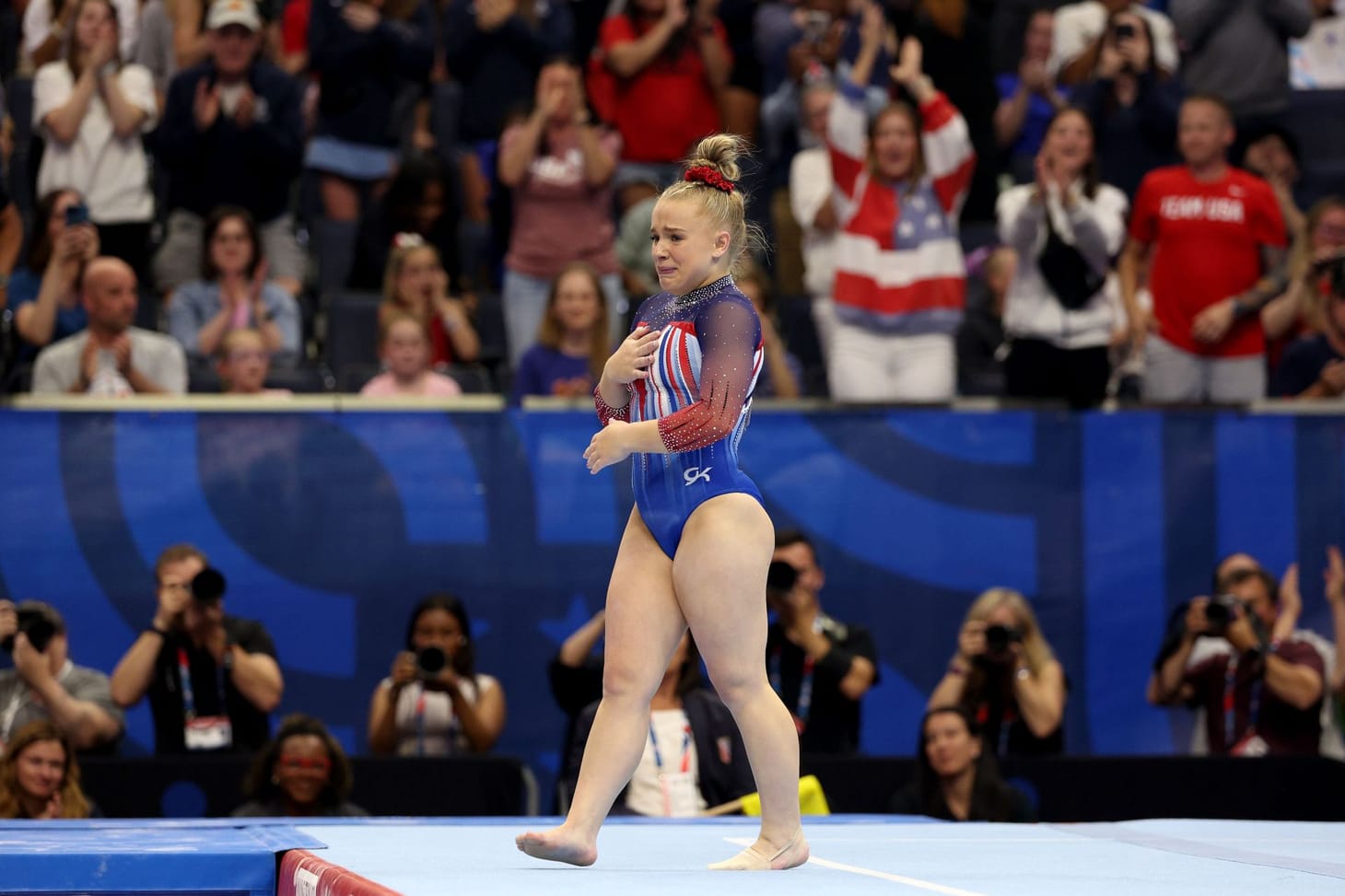 How tall is Joscelyn Roberson?
