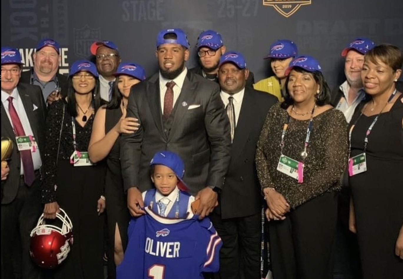 Who Are Ed Oliver's Parents? Names, Nationality & More