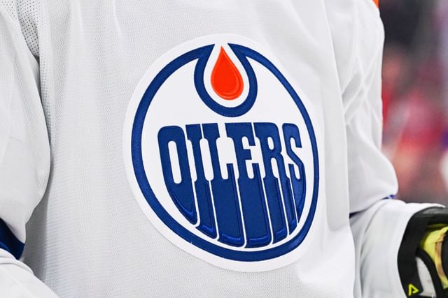 Watch: Oilers prospect Connor Clattenburg's uppercut drops Flames ...