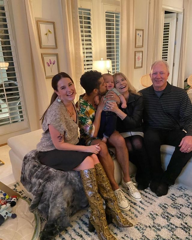 Who are Jordan Fisher's parents?