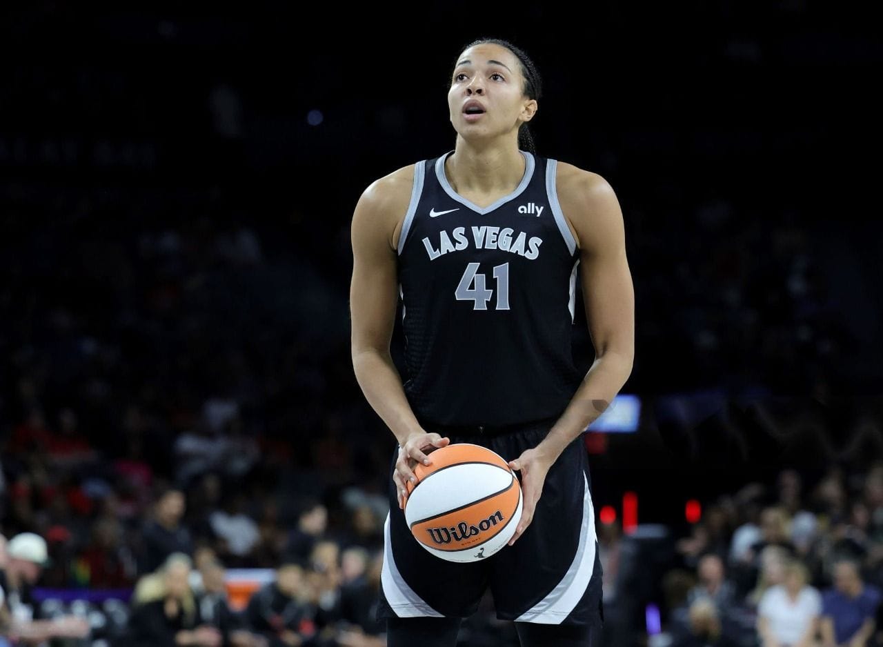 Kiah Stokes - Player Profile, Stats, Bio, Career and more