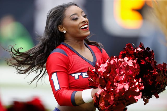 Simone Biles proposes a question on why cheerleaders are unable to ...