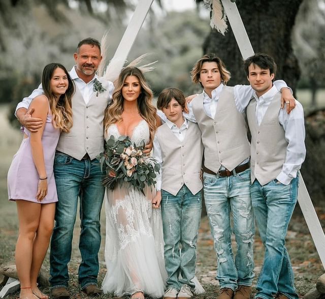 Who are Austin Felt’s family?