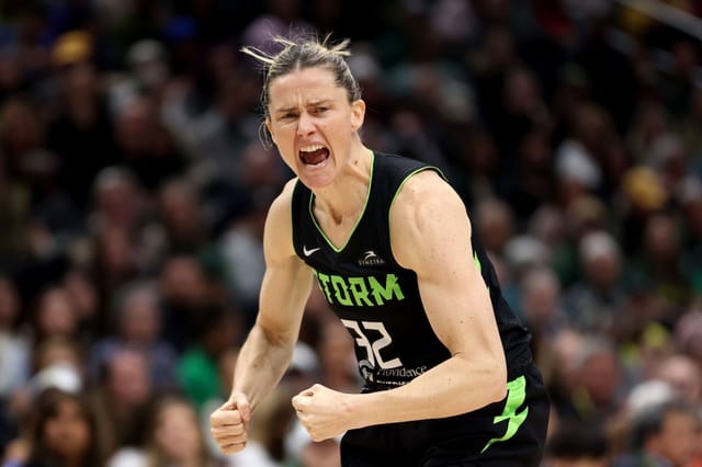 Sami Whitcomb College - Career, Achievements and more