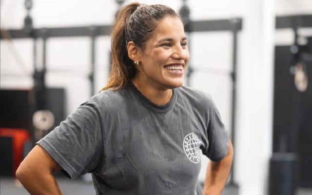 Julianna Pena pens touching message after teaming up with WWE legend ...