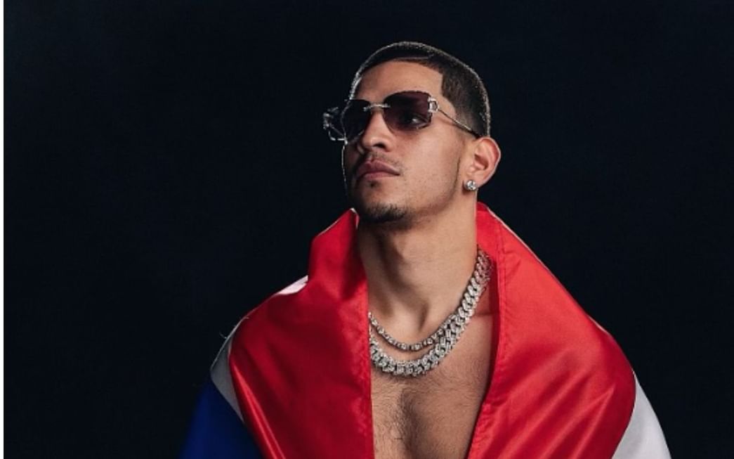 Who is Edgar Berlanga's manager?