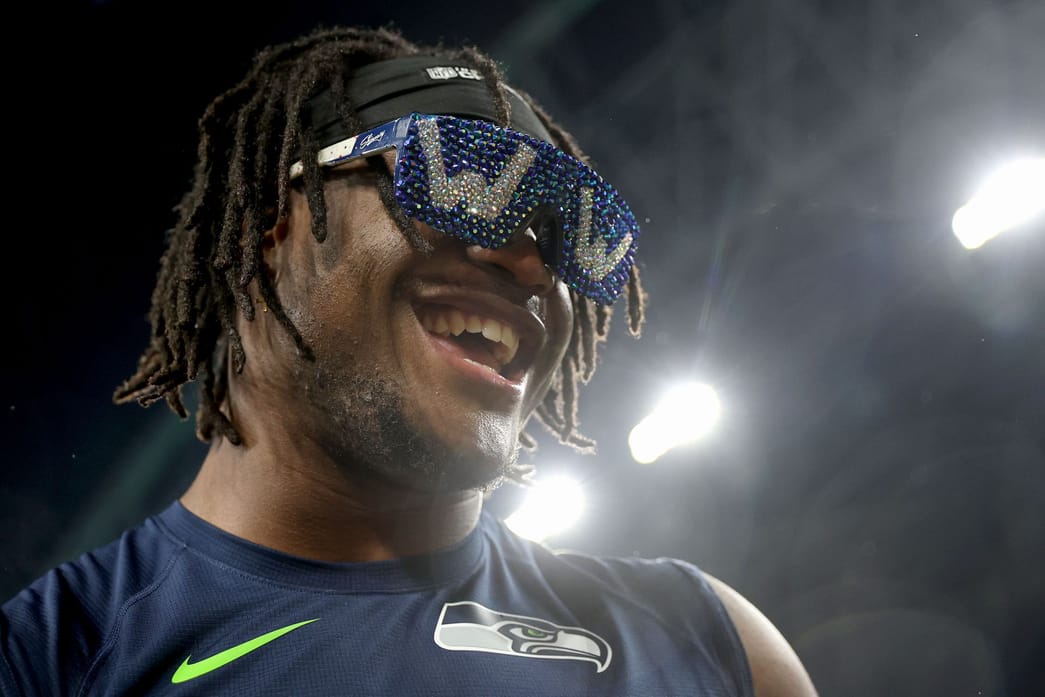 Kenneth Walker III’s Contract Breakdown, Salary Cap Details, Bonuses ...