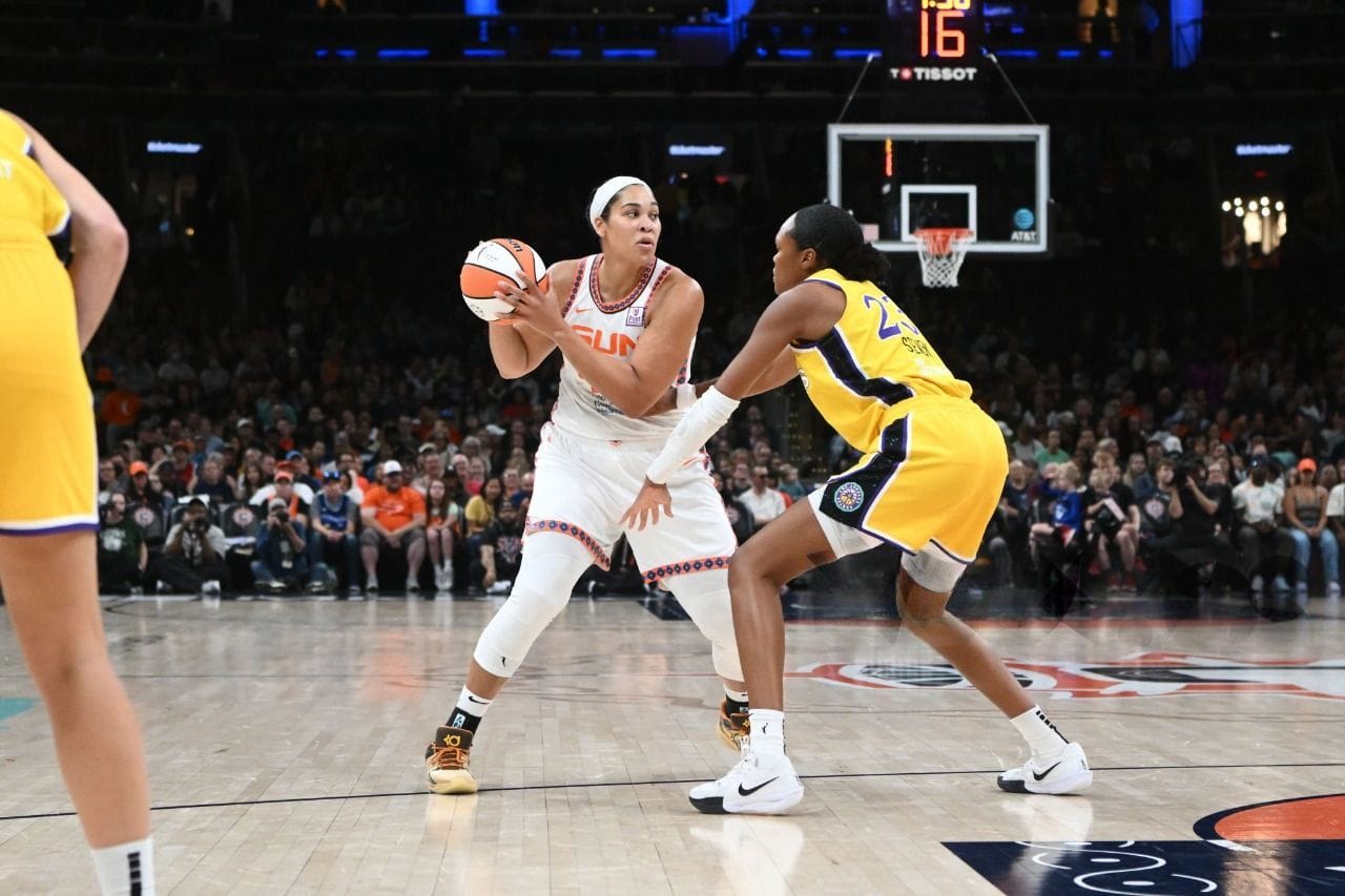 Brionna Jones - Player Profile, Stats, Bio, Career and more