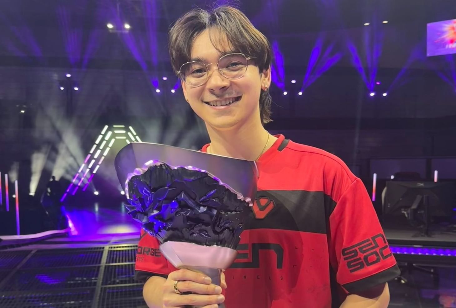 "Bro just like me": Internet reacts to TenZ returning to CS2, but it ...