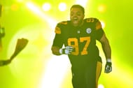 Who Are Cameron Heyward's Parents? Meet Craig Heyward and Charlotte ...