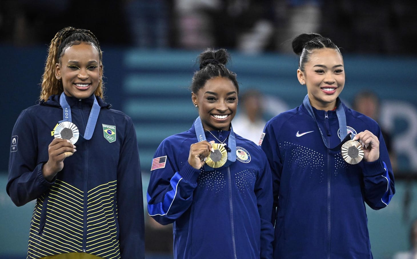 Suni Lee, Nastia Liukin and more athletes react as Rebecca Andrade ...