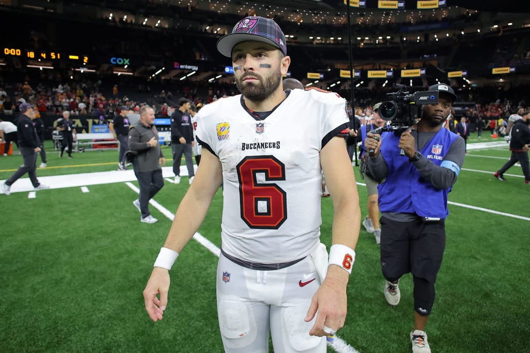 Week 8 Fantasy Football Start 'Em Sit 'Em QBs feat. Caleb Williams ...