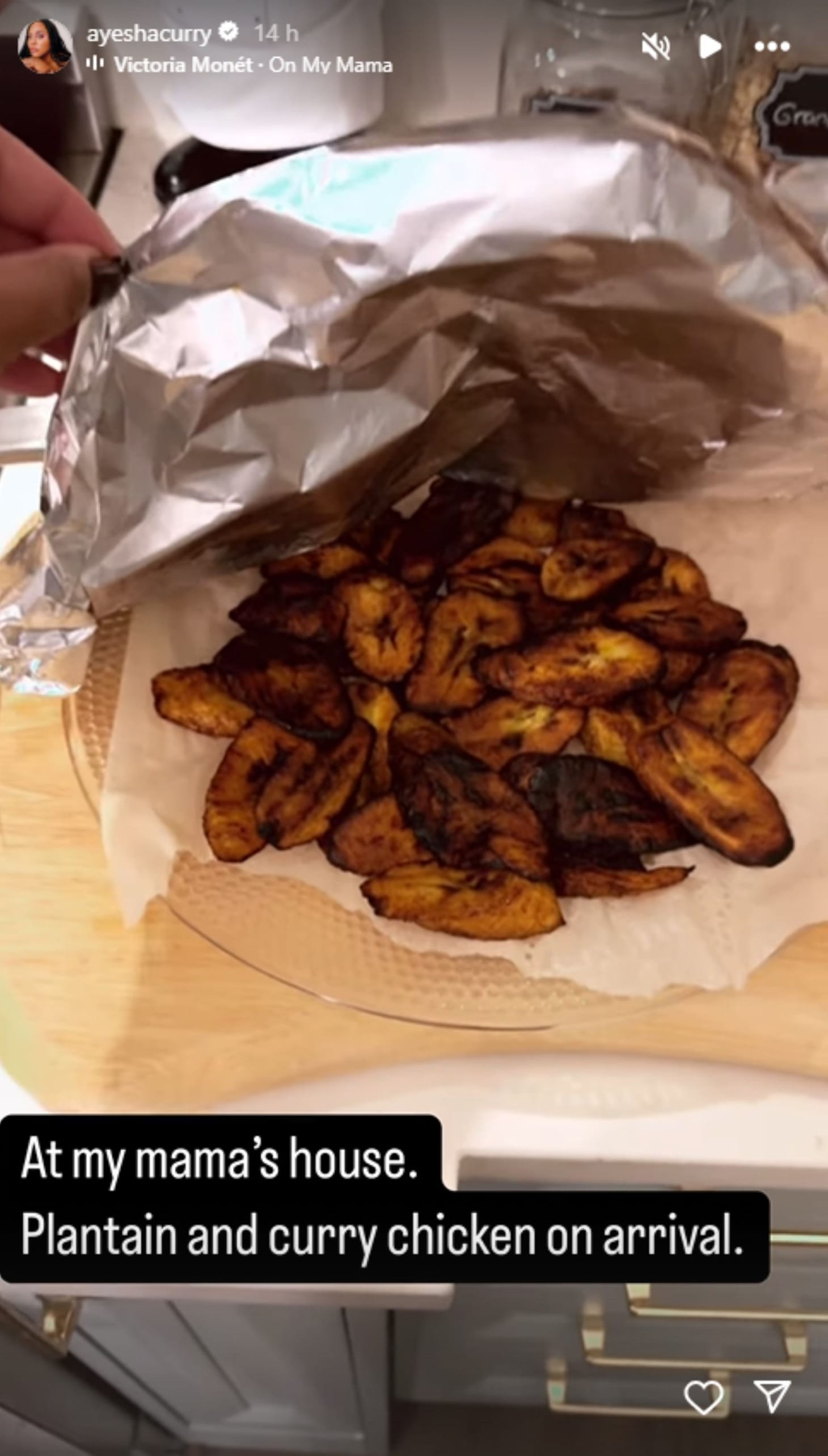 Steph Curry's wife Ayesha Curry gets back to Afro-Jamaican roots with ...