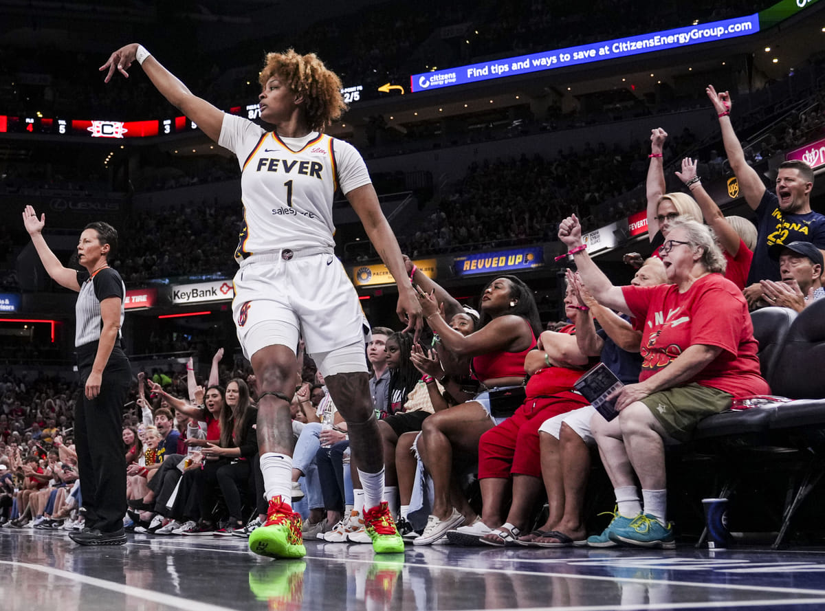 "New beginnings, let's do it": NaLyssa Smith hints at offseason plans ...