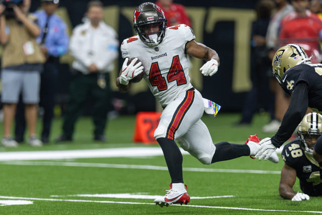 Sean Tucker fantasy outlook: Is Bucs RB a good waiver wire pickup in ...