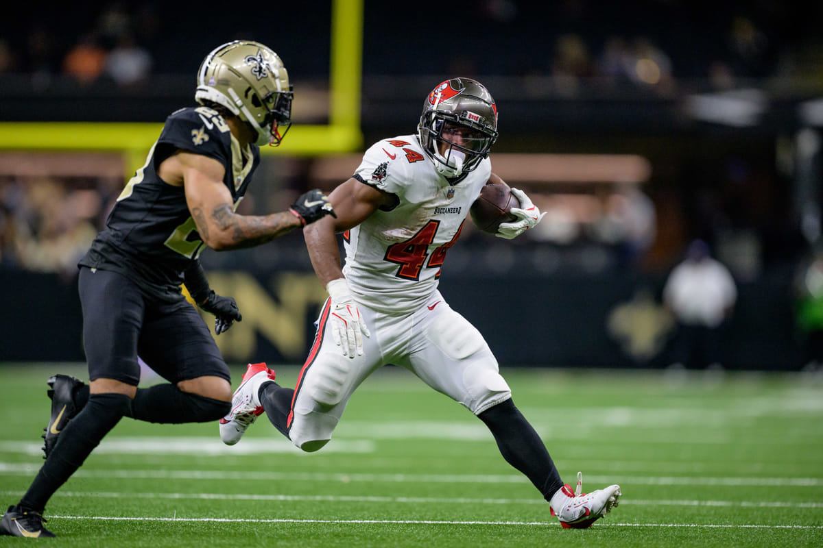 Sean Tucker fantasy outlook: Is Bucs RB a good waiver wire pickup in ...