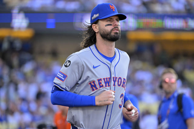 “Is Jesse Winker gonna stare down the CF now?” - Mets fans vent ...