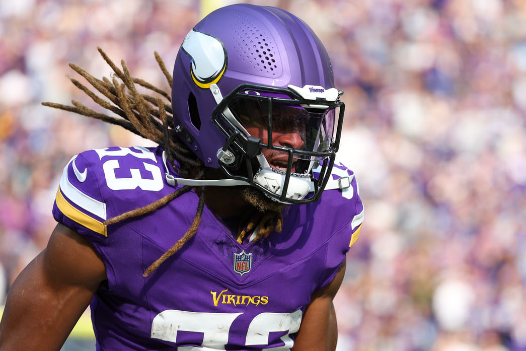 Is Aaron Jones playing tonight? Latest on Vikings RB's status for Week ...