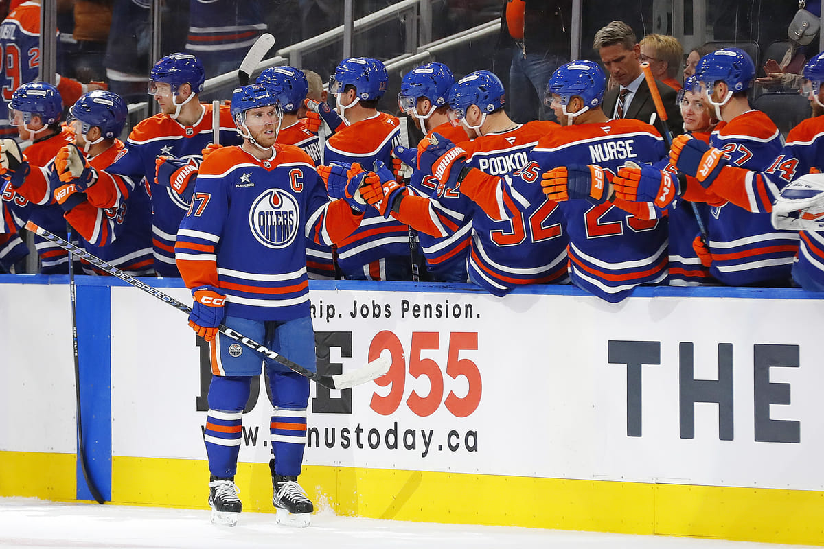 Connor McDavid injury: Insider claims Oilers star set to miss weeks ...