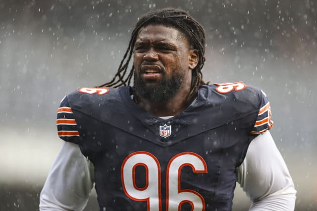 Chicago Bears injury report: Latest on Zacch Pickens, Terell Smith ...