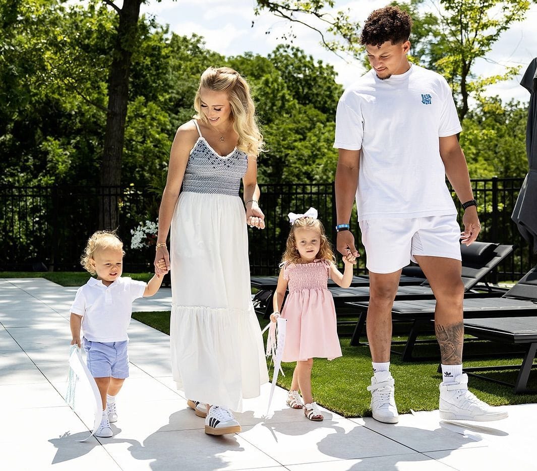 Patrick Mahomes Family | Discover Patrick Mahomes Wife, Parents ...