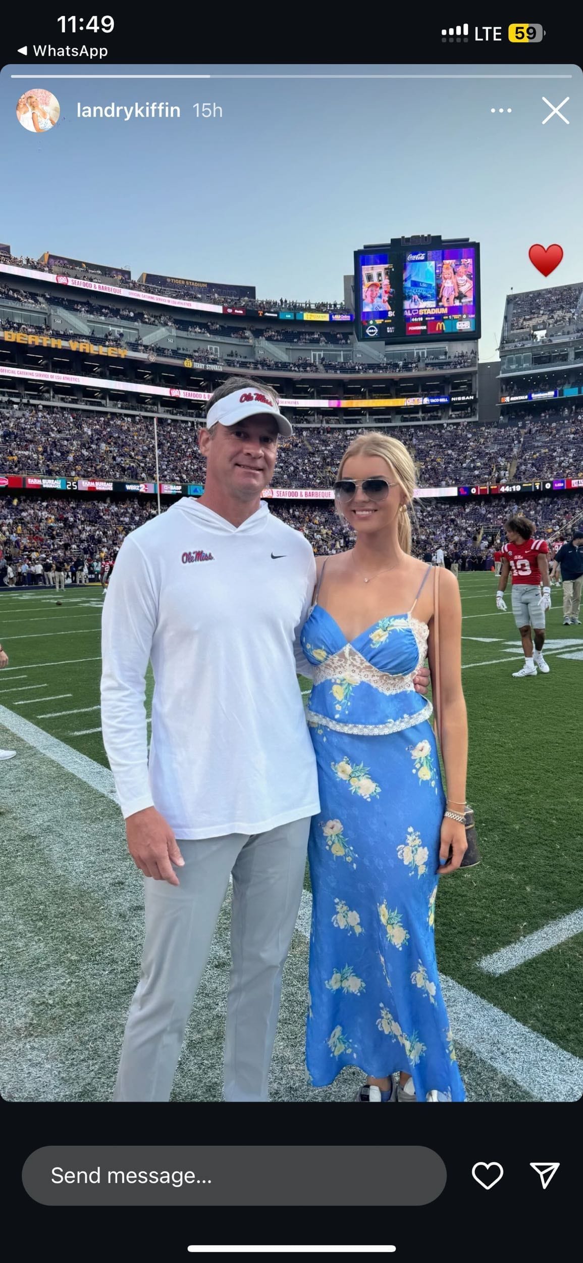 PHOTO: Lane Kiffin’s daughter Landry Kiffin shows off blue dress while ...