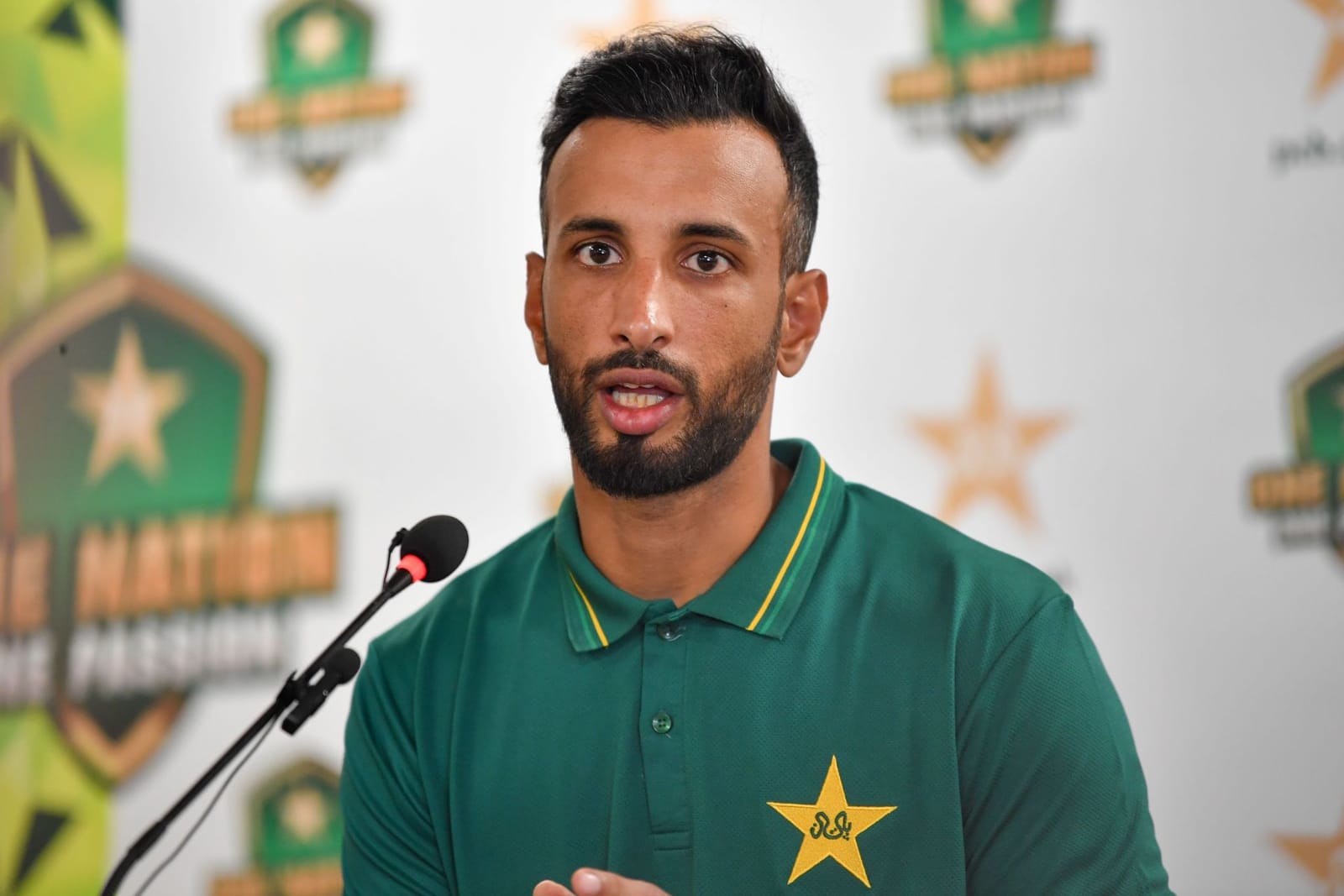 [Watch] Shan Masood scores his first hundred as Pakistan captain on Day ...