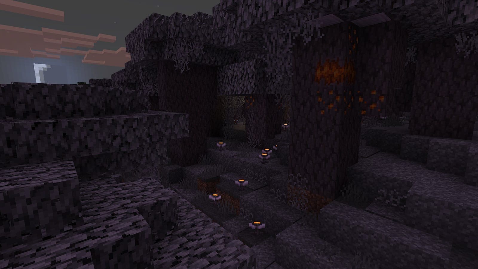Minecraft announces new eyeblossom and resin in Pale Garden