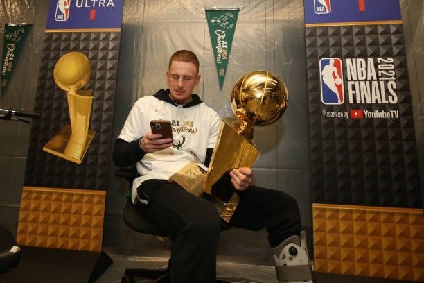Does Donte DiVincenzo have an NBA ring?