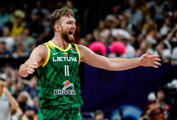 Domantas Sabonis' Nationality - Domantas Sabonis Hometown, Birthplace ...
