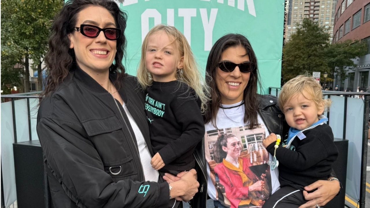 Pic: Breanna Stewart and her wife Marta Xargay pose adorably with their ...