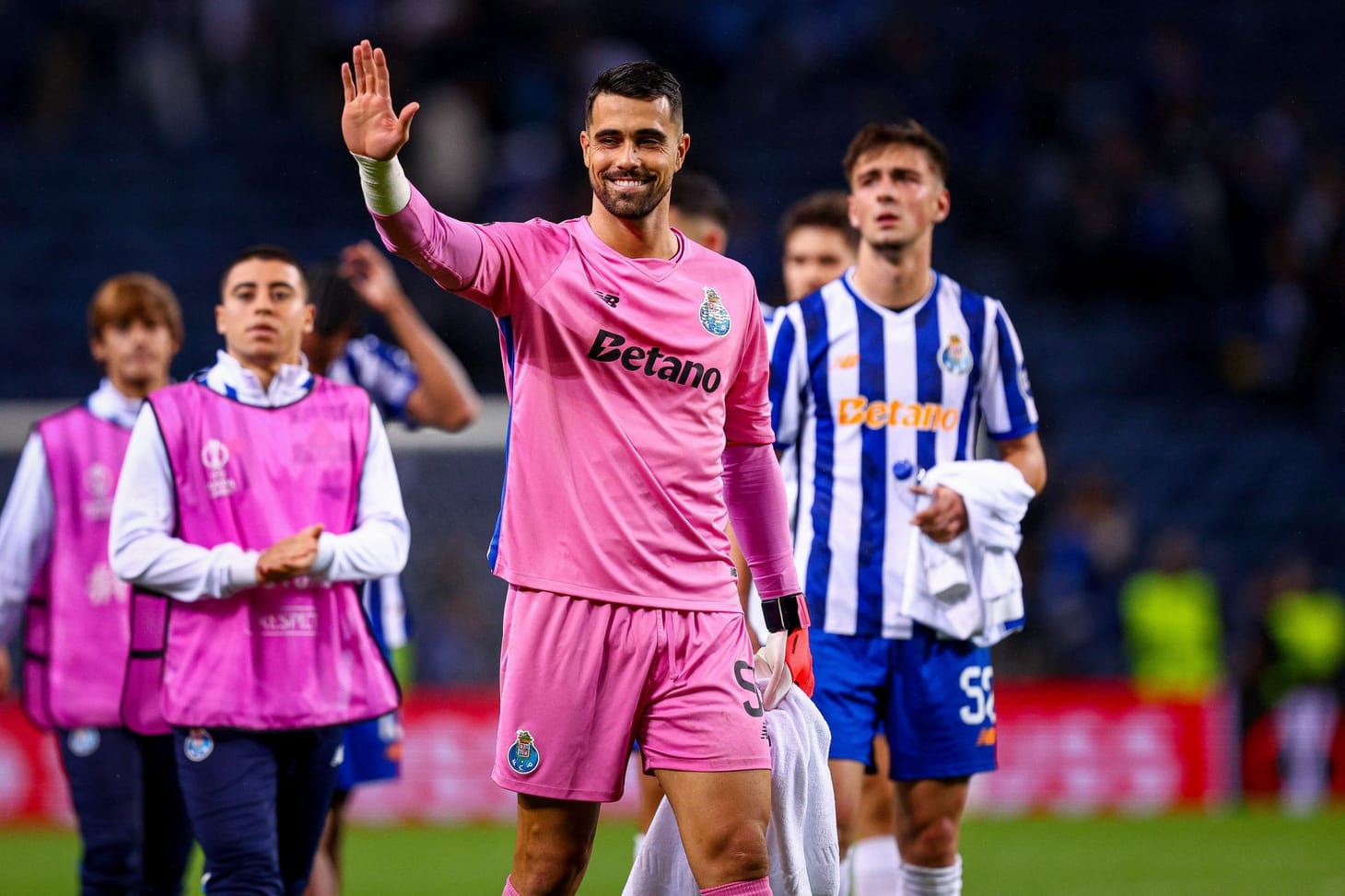 Barcelona Transfer News Roundup: Catalans end Diogo Costa pursuit, club ...