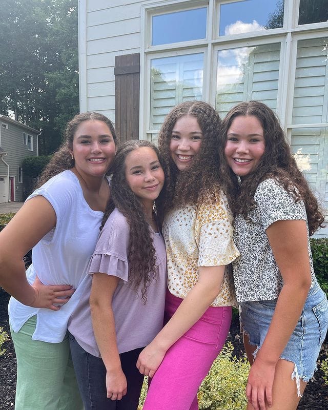 The Haschak Sisters Family - Father, Mother and Siblings.
