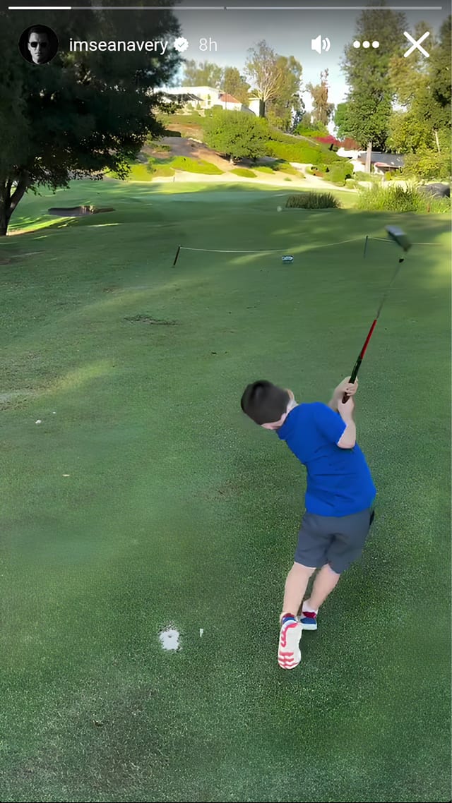 In Photos: Former Rangers star Sean Avery enjoys quality time with son ...