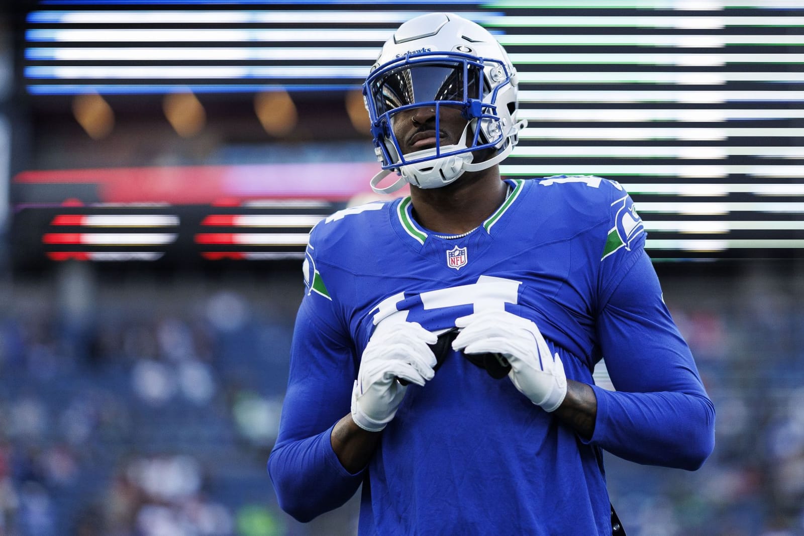 DK Metcalf or Tyreek Hill or Mike Evans: Who should I start in Week 7 ...