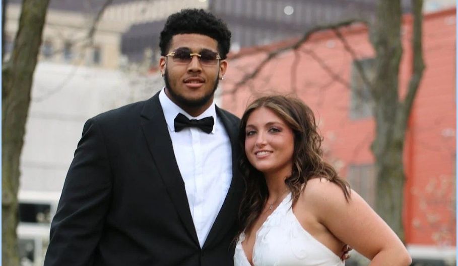 Who is Kadyn Proctor's girlfriend, Sydney Potter?