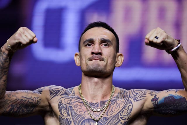 Max Holloway ("Blessed") Stats, News, Bio & More