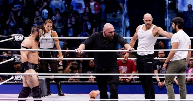 Top AEW star to betray a babyface team and join forces with Jon Moxley ...