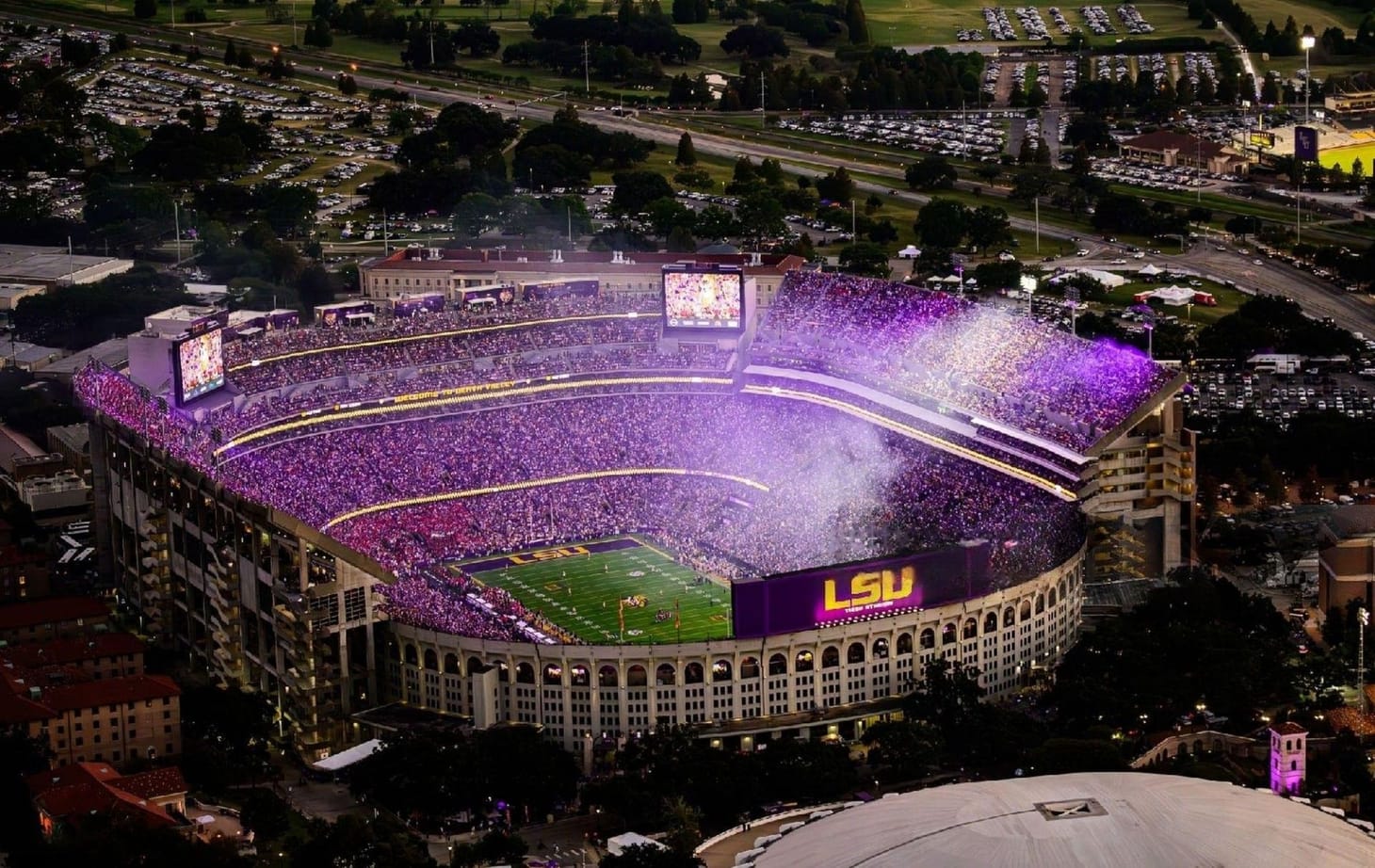 What is LSU Tiger Stadium Capacity?