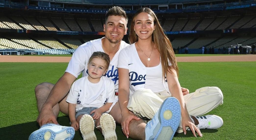 Who is Kike Hernandez’s Wife? | Meet Mariana Vicente