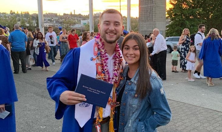 Who is Dylan Morris' girlfriend, Samm Stackle?