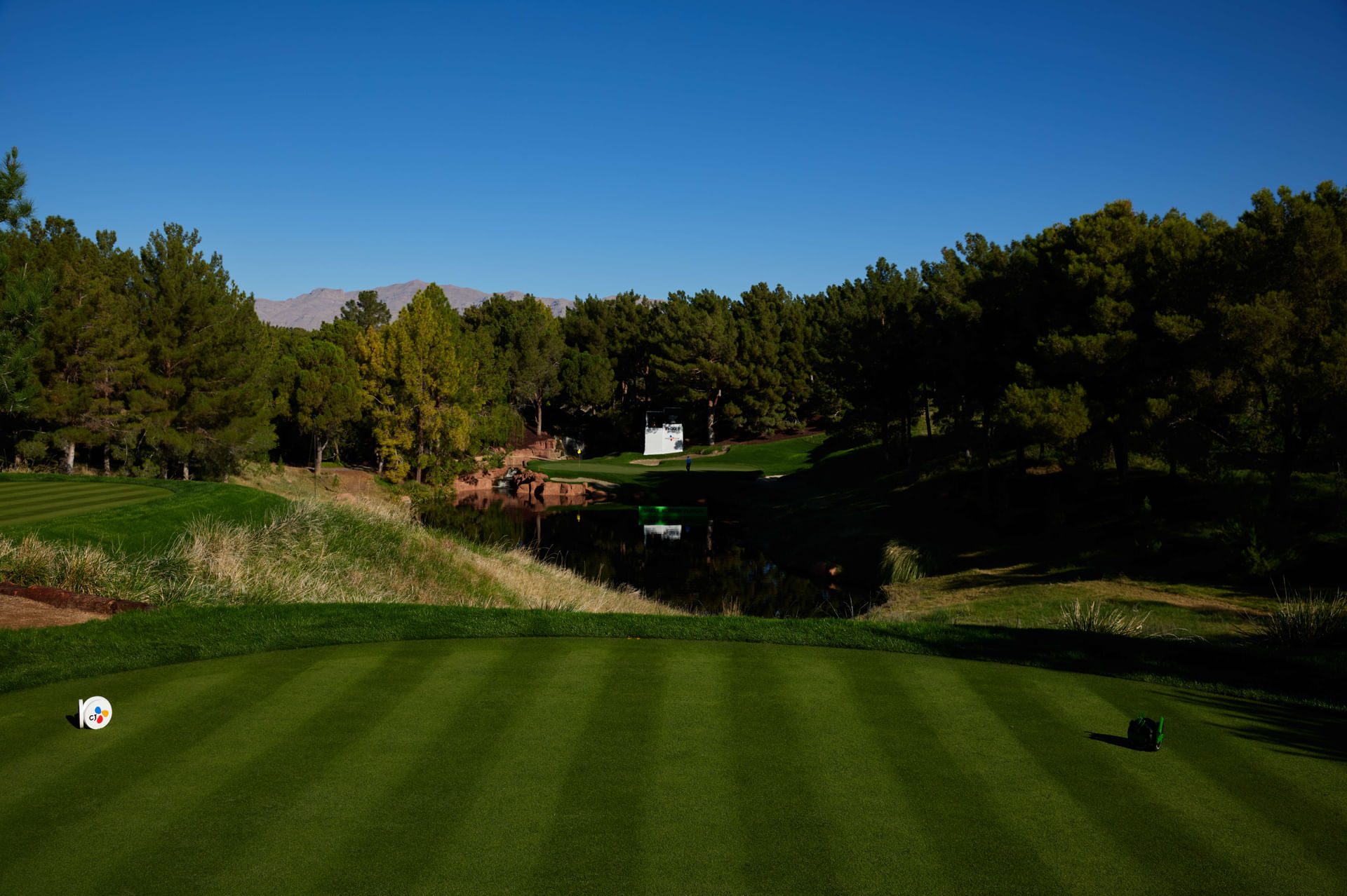 "This is genius by all involved"- Fans react as LIV Golf x PGA Tour showdown offers $10 million ...