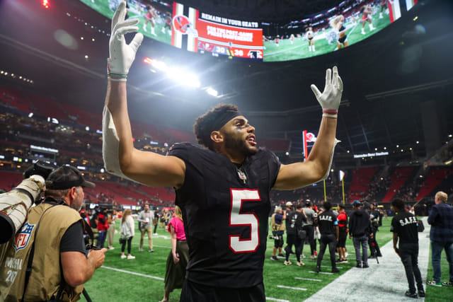 Drake London or Garrett Wilson: Who should I start in Week 11 Fantasy ...