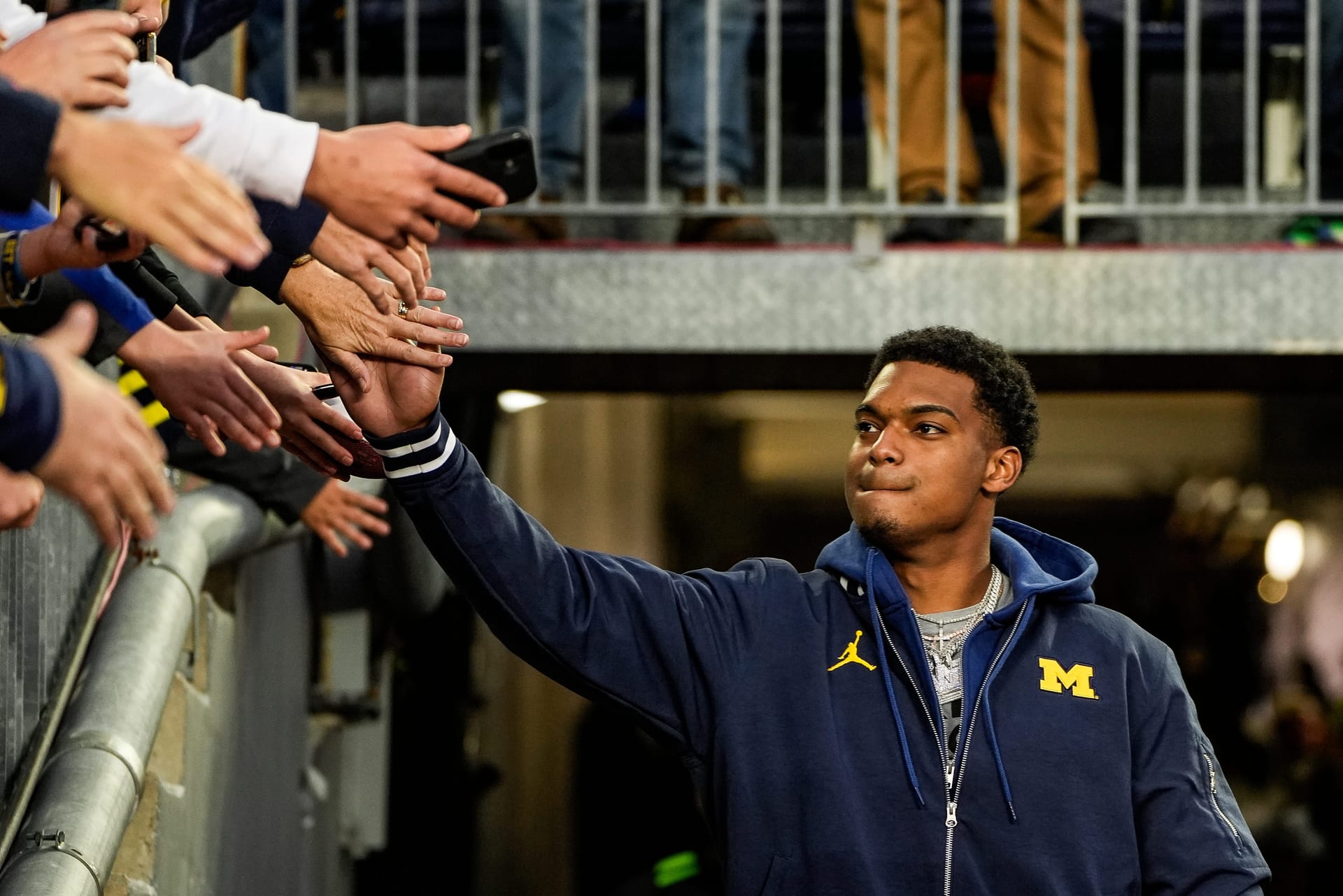 Insider notes on Michigan's Will Johnson, Colston Loveland, Kenneth ...