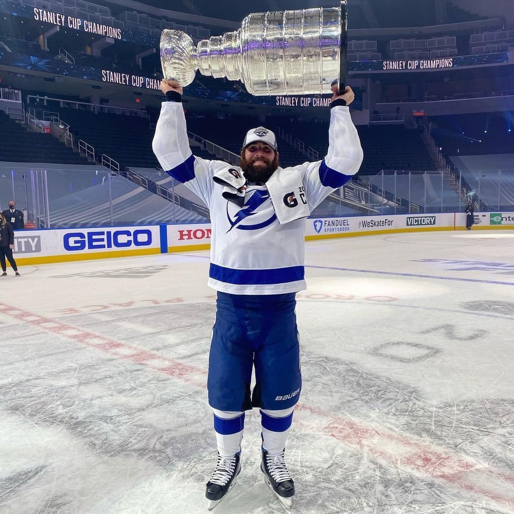 Pat Maroon Family - Father, Mother, Siblings, Wife, Kids