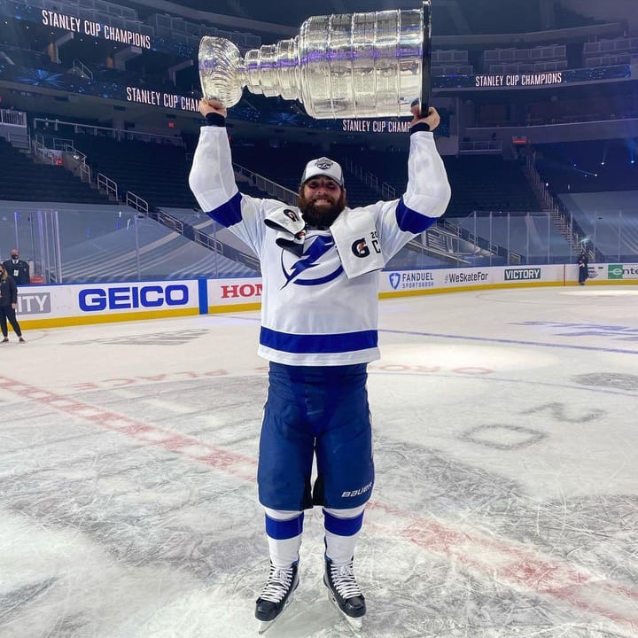 Pat Maroon Family - Father, Mother, Siblings, Wife, Kids