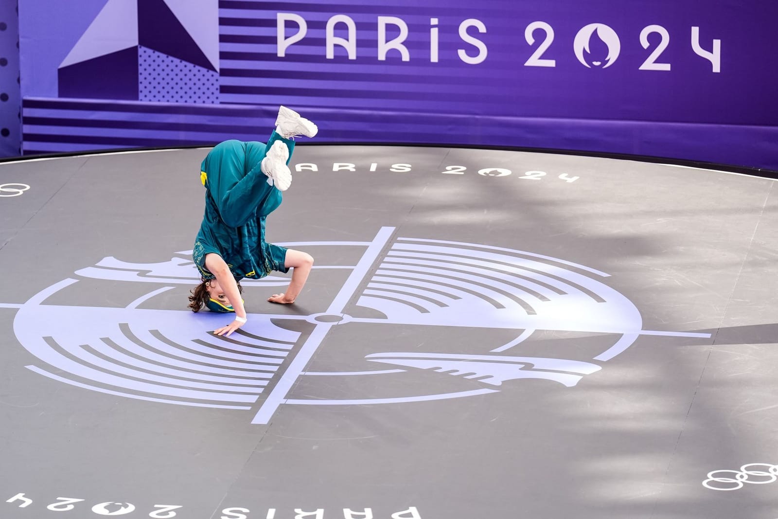 Olympic breakdancer Raygun announces retirement after facing severe ...